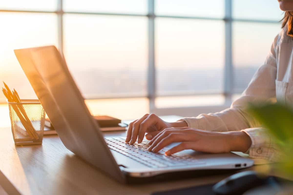 When Do You Use a Semicolon? An Easy Way to Remember - Freelancer FAQs
